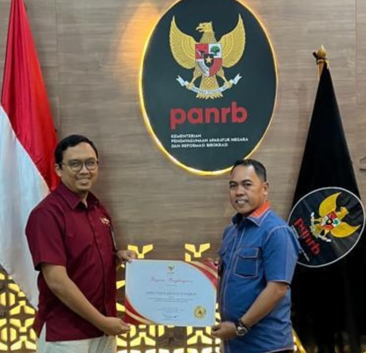 Pemda Maros Raih Penghargaan Kategori Pelayanan Prima dari Kemenpan RB ...